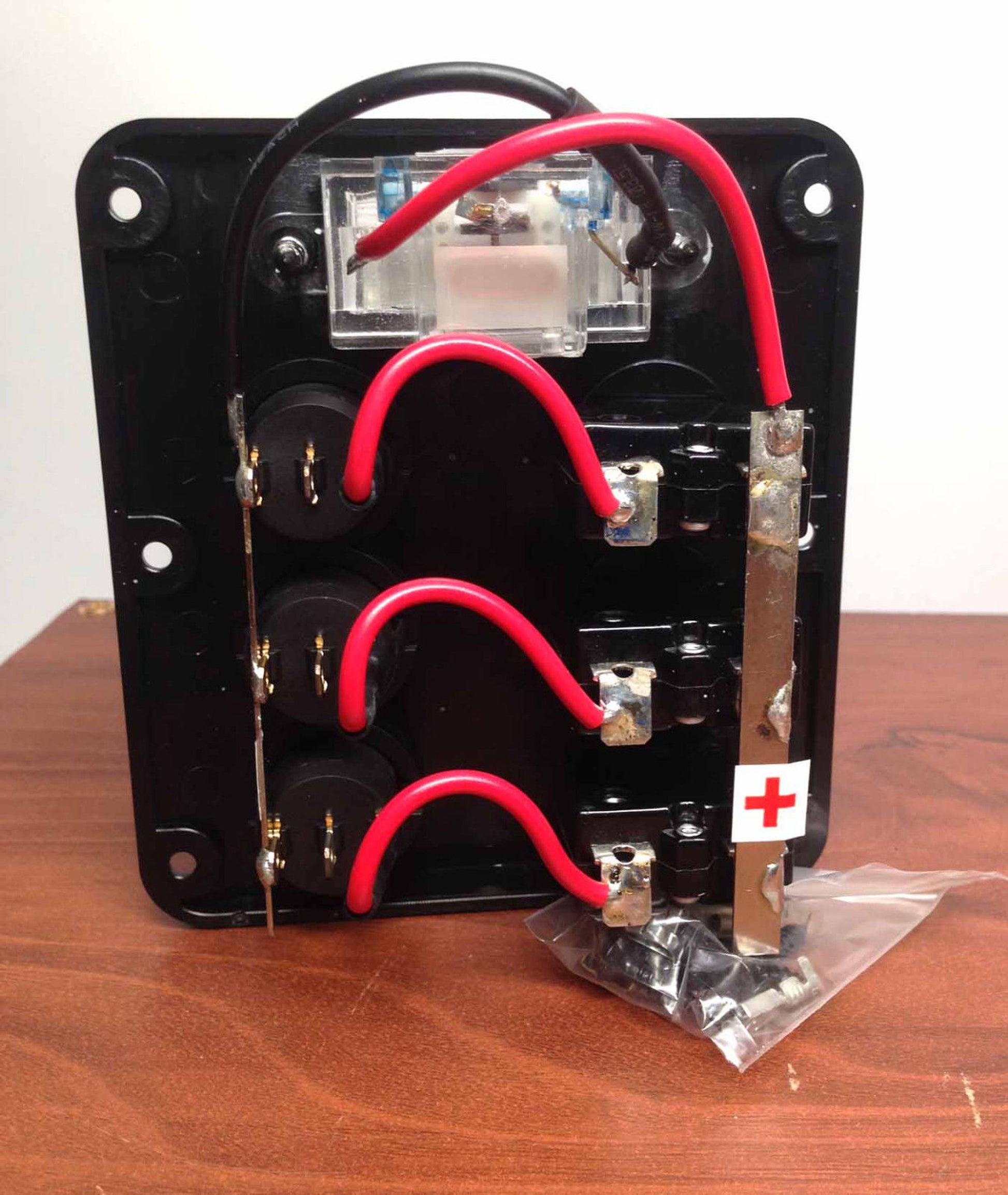 Pactrade Marine Boat Splash Proof 3 Gang Switch Panel with Volt Meter